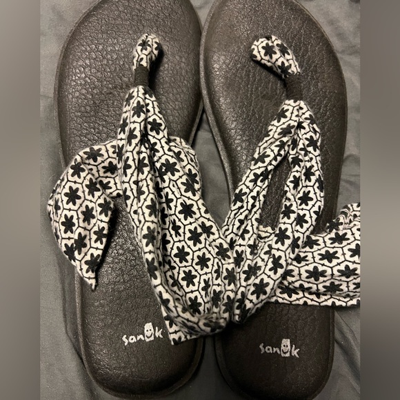Sanuk | Shoes | Sanuk Sling Sandals | Poshmark